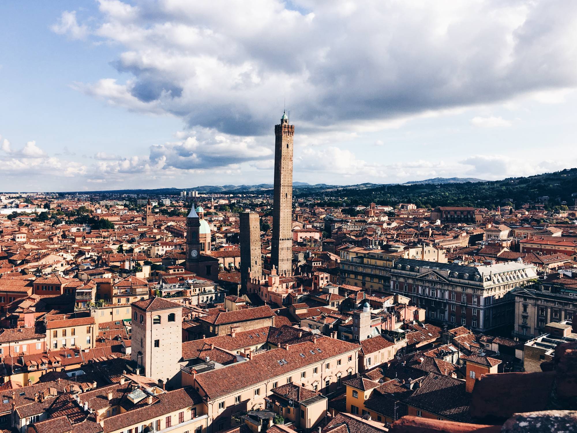 Le Due Torri Prenotazione Salita Alla Torre Degli Asinelli Bologna Le Due Torri Prenotazione Salita Alla Torre Degli Asinelli Bologna