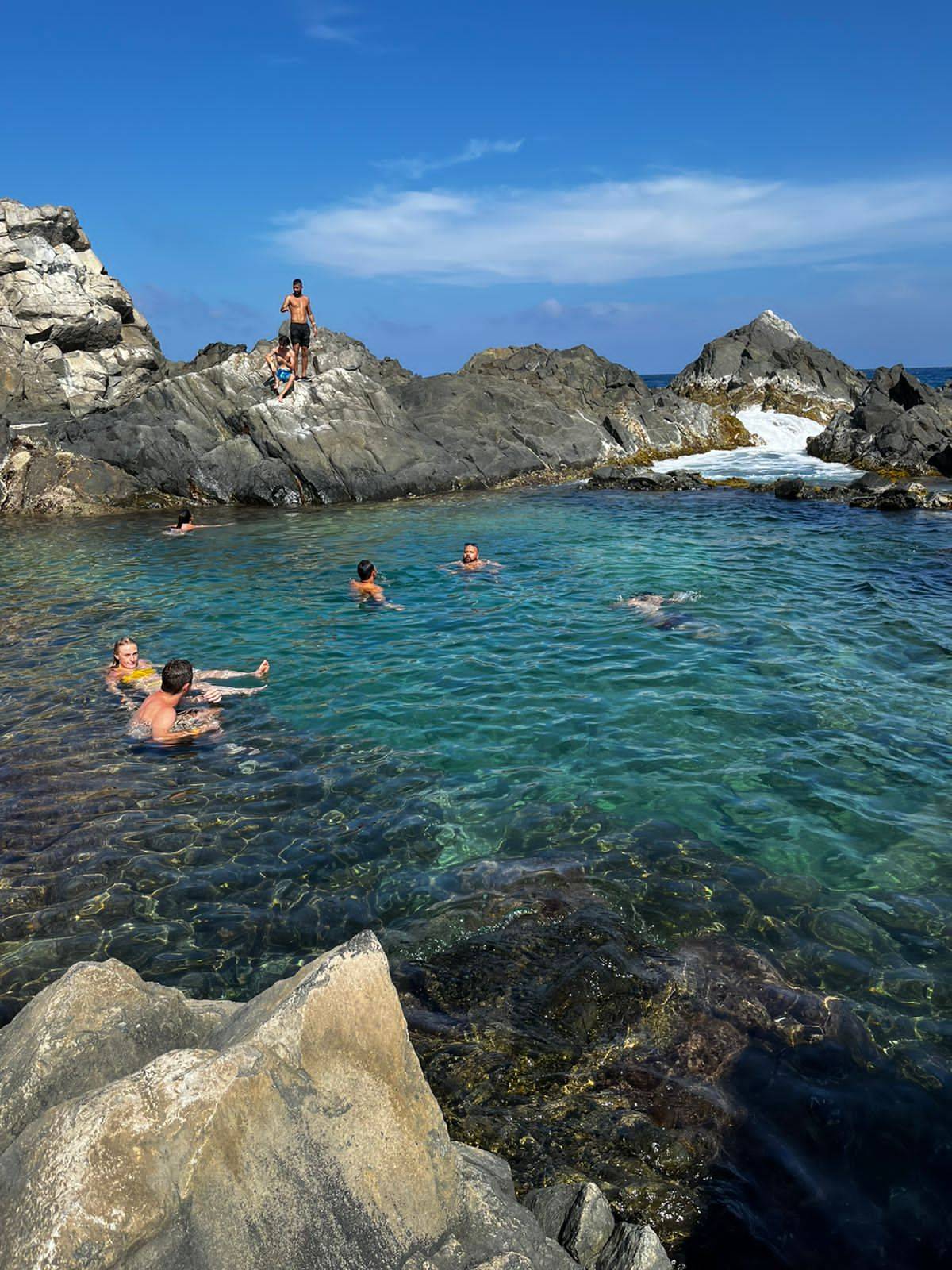 Natural Pool, Indian Caves & Baby Beach Jeep Tour, Noord - TrekkMarket