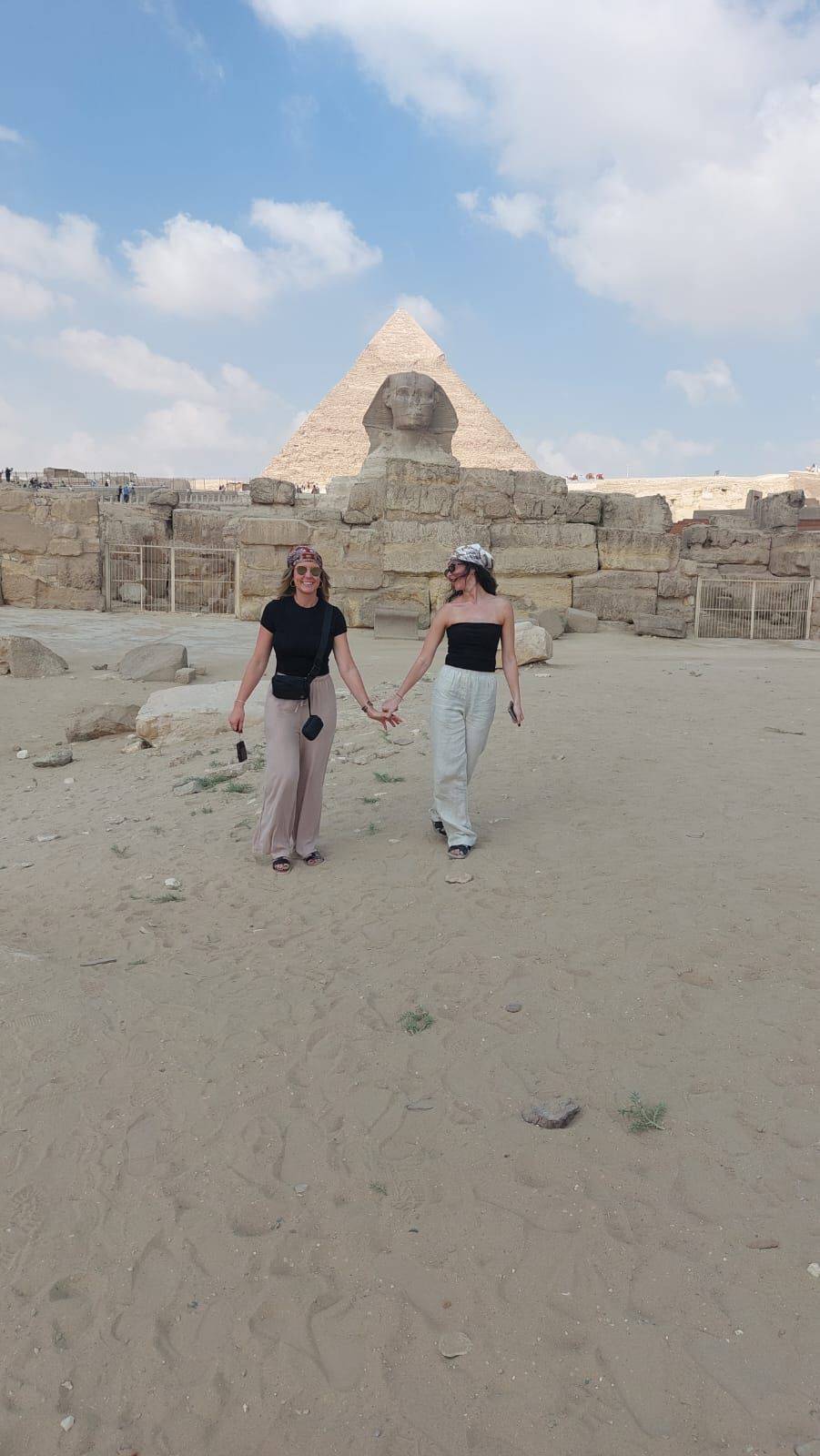 Private Layover Tour – Pyramids of Giza from Cairo Airport - Deluxe ...
