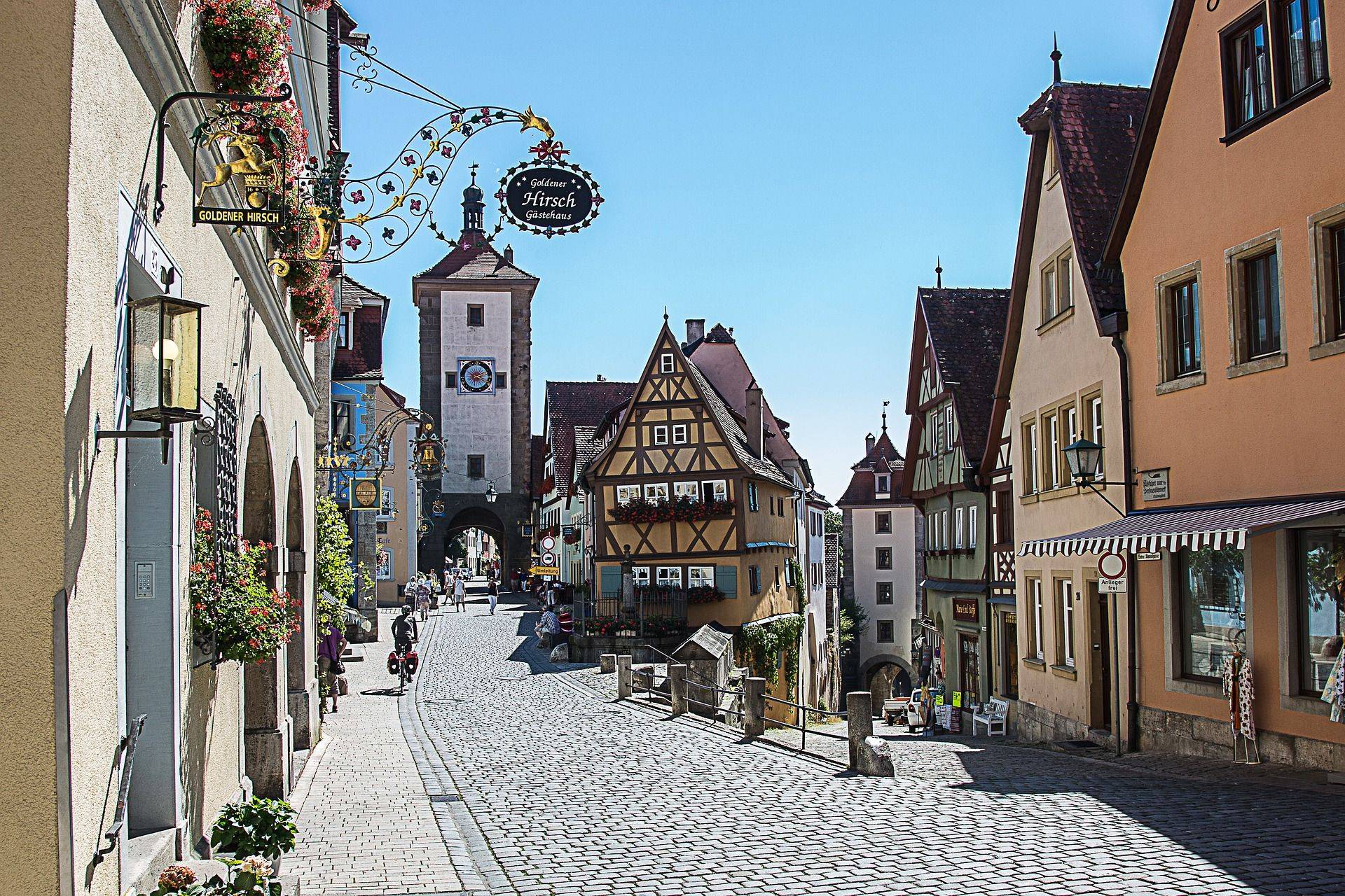 Frankfurt to Rothenburg ob der Tauber Private Excursion with public ...